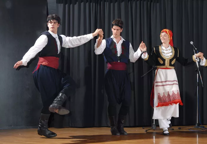 ΕΚΠΑΙΔΕΥΤΗΡΙΑ ΓΕΩΡΓΙΟΥ ΖΩΗ | Βρεφικός - Παιδικός Σταθμός – Νηπιαγωγείο ...