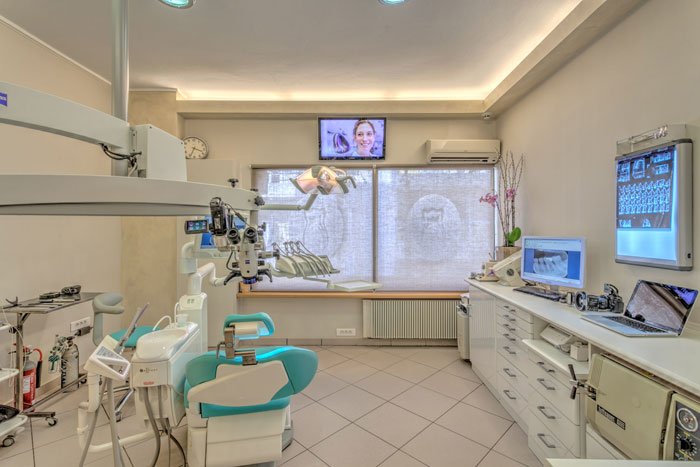 ΒΑΡΟΥΦΑΚΗΣ ΚΩΝΣΤΑΝΤΙΝΟΣ | Χειρουργός Οδοντίατρος - Εμφυτεύματα ...